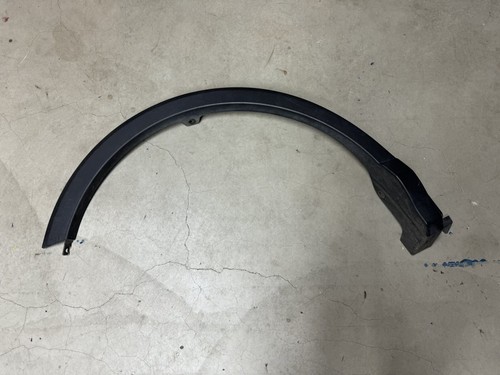 Right Quarter Body Moulding 75605-0R060 756050R060 OEM 2015-2018 Toyota ...