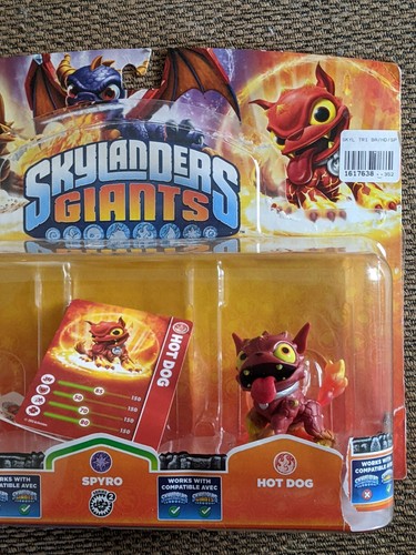 NEW in Open Box - Skylanders Giants HOT DOG Figure, Character Card ...