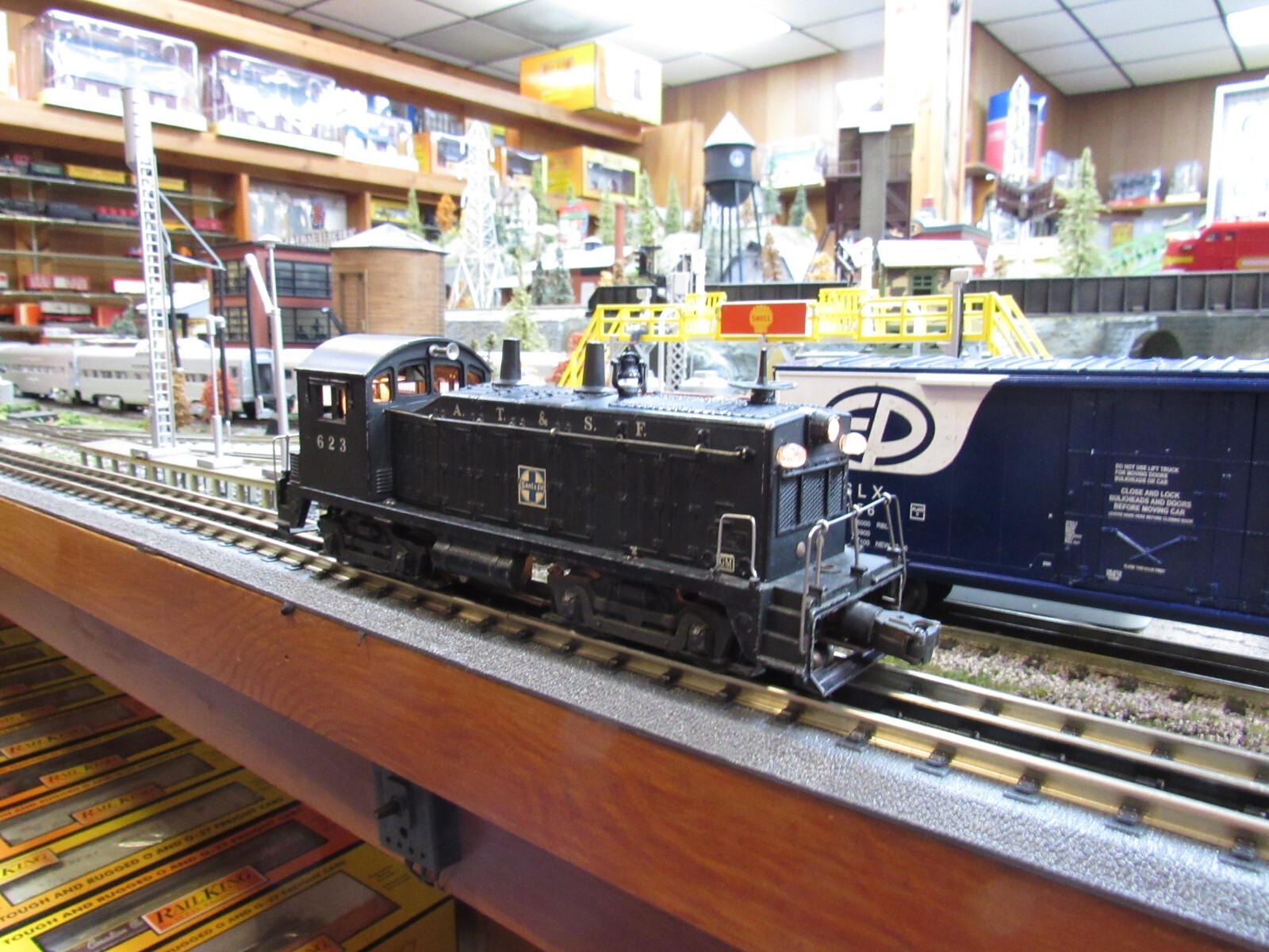 LIONEL 623 A.T.S.F NW-2 SWITCHER POSTWAR ORIGINAL 52-54 O GAUGE 3 RAIL ...