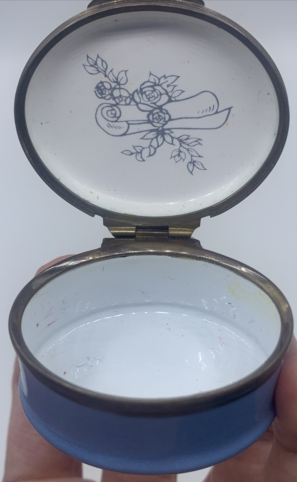 Crummles Enamel Trinket Box Courting Couple | eBay