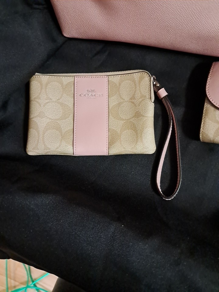Coach Signature Logo Wristlet Pink And Kakhi | eBay