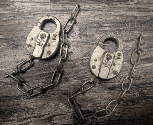 Vintage Pennsylvania Railroad PRR Locks And Chain 1968 Lancaster PA Set ...