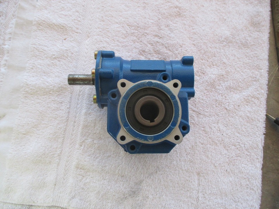 Spaggiari SW-040T 10:1 worm gear reducer transmission | eBay