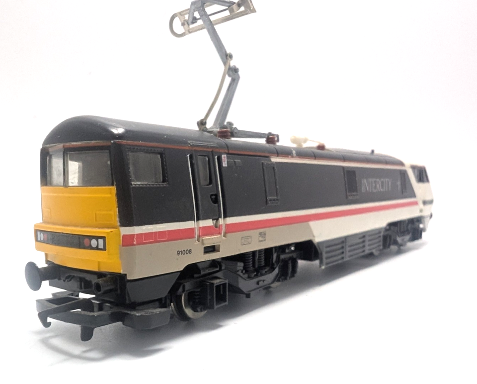 OO Gauge Hornby R240 Class 91 91008 + 2x Mk4 Coaches -Tested-Working ...
