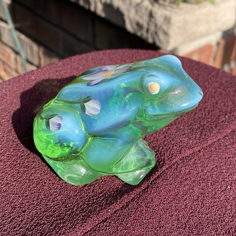 Fenton 'Emerald Green Frog' – Hand Painted Signed- Glows | eBay