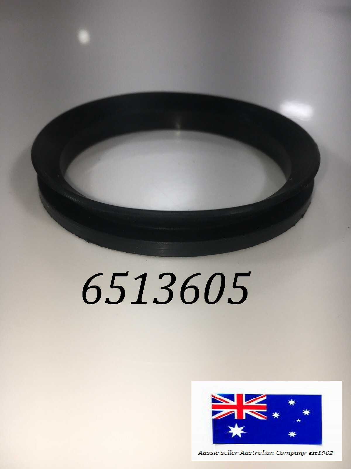 2 x Bobcat Bobtach Lower Tilt Cylinder Pivot Pin Seals 6513605 630 631 ...