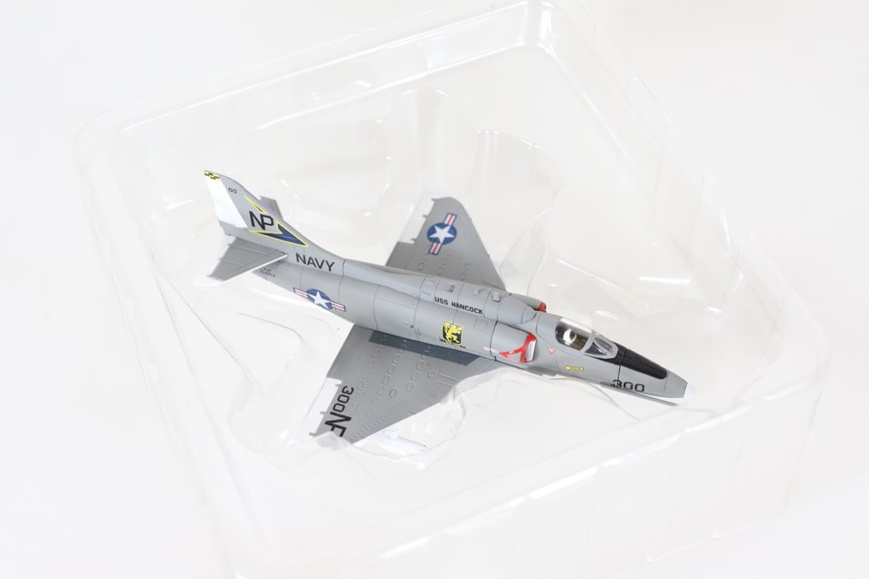 Hobbymaster HA1425 1:72 Scale Douglas A-4 Skyhawk BuNo 155009 VA-55 ...