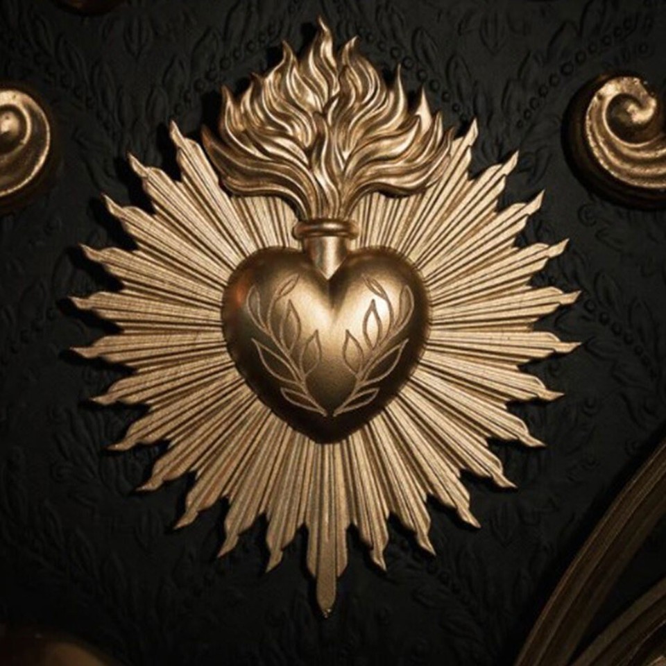 Catholic Goth Decor Wall Gothic Gallery Wall Art Vintage Heart Wall ...