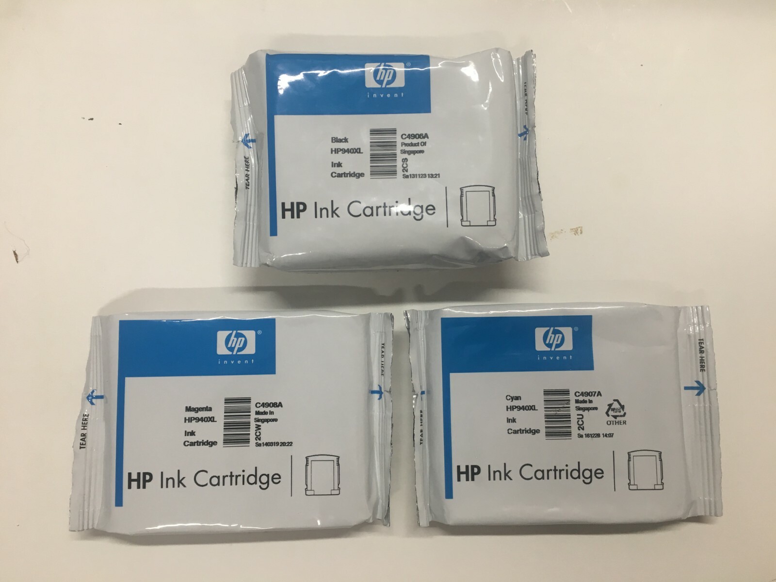 3 original HP Tintenpatronen 940XL Black C4906A Cyan C4907A Magenta ...