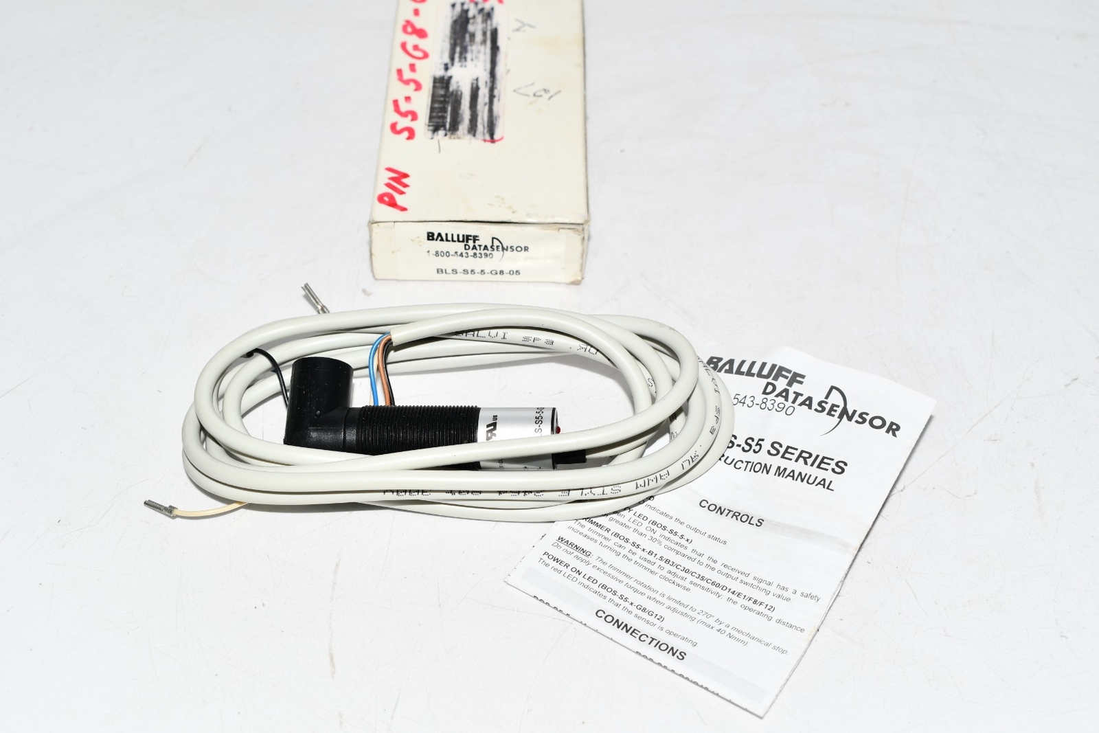 NEW Balluff BLS-S5-5-G8-05 Datasensor Optical Sensor 10-30 vdc | eBay