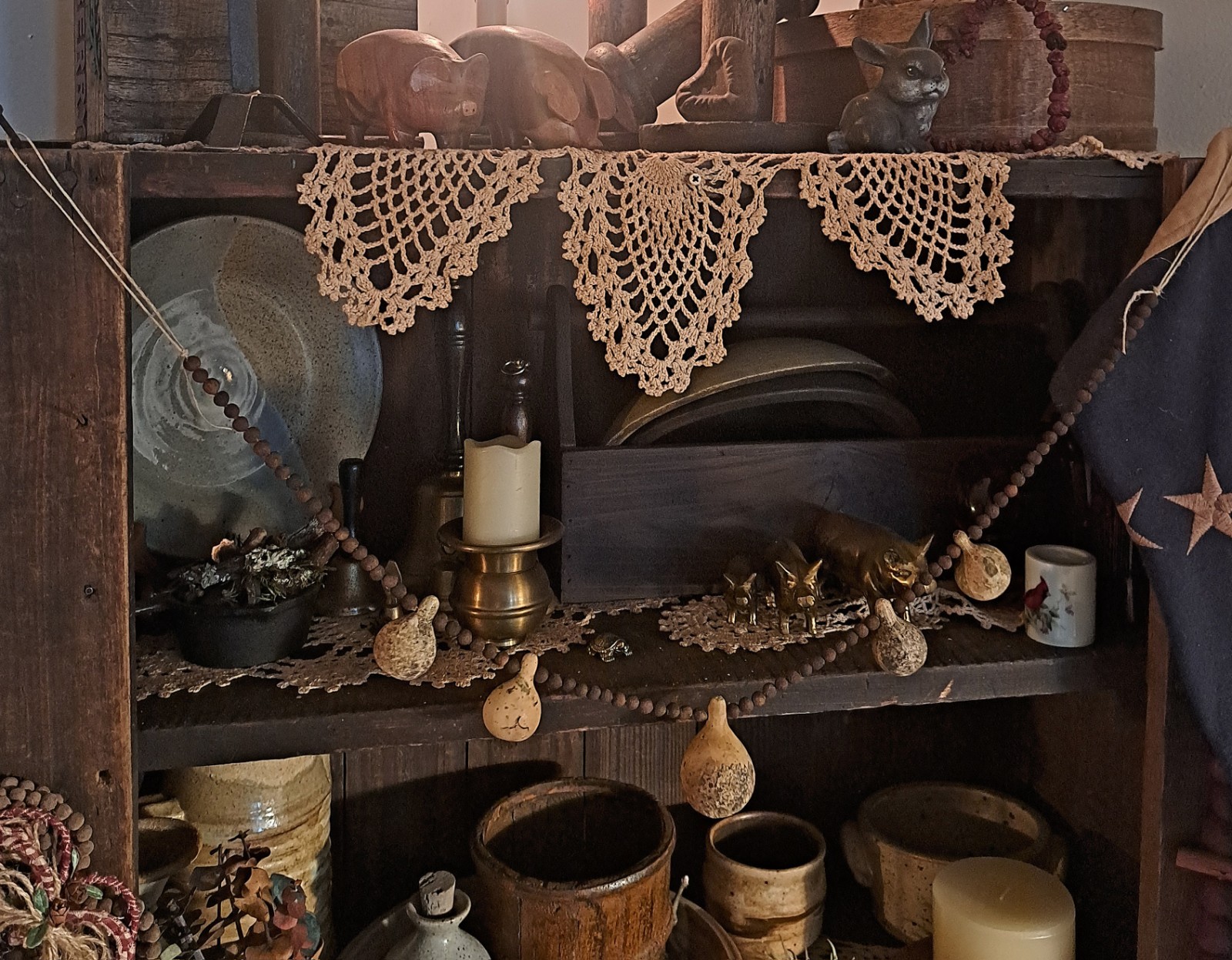 37"L PRIM RUSTIC CABIN CHARM DRIED ALL-SPICE BERRY/5-SPINNER GOURD SWAG ...