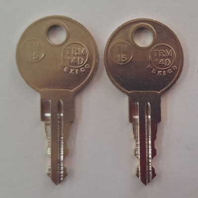 2 Replacement Keys Cut to Key Code "RL001" RNL Roll N Lock Truck Cap ...