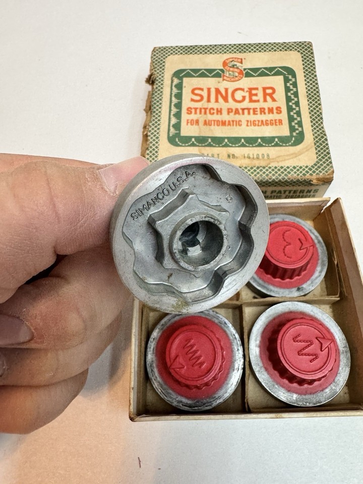 Vintage Singer Sewing Machine Stitch Patterns Automatic Zigzagger Part ...
