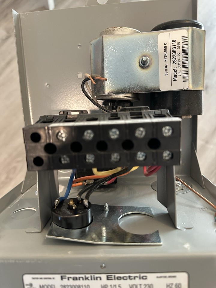 Franklin 1/1.5Hp Submersible Motor Pump Control Box Enclosure | eBay