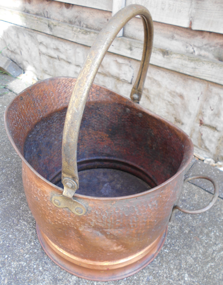Vintage Large Copper textured Coal Scuttle Bucket Planter handle Read ...