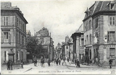CPA Moulins - 03 - Allier - La rue et l'Hotel de Paris - Buvette - | eBay