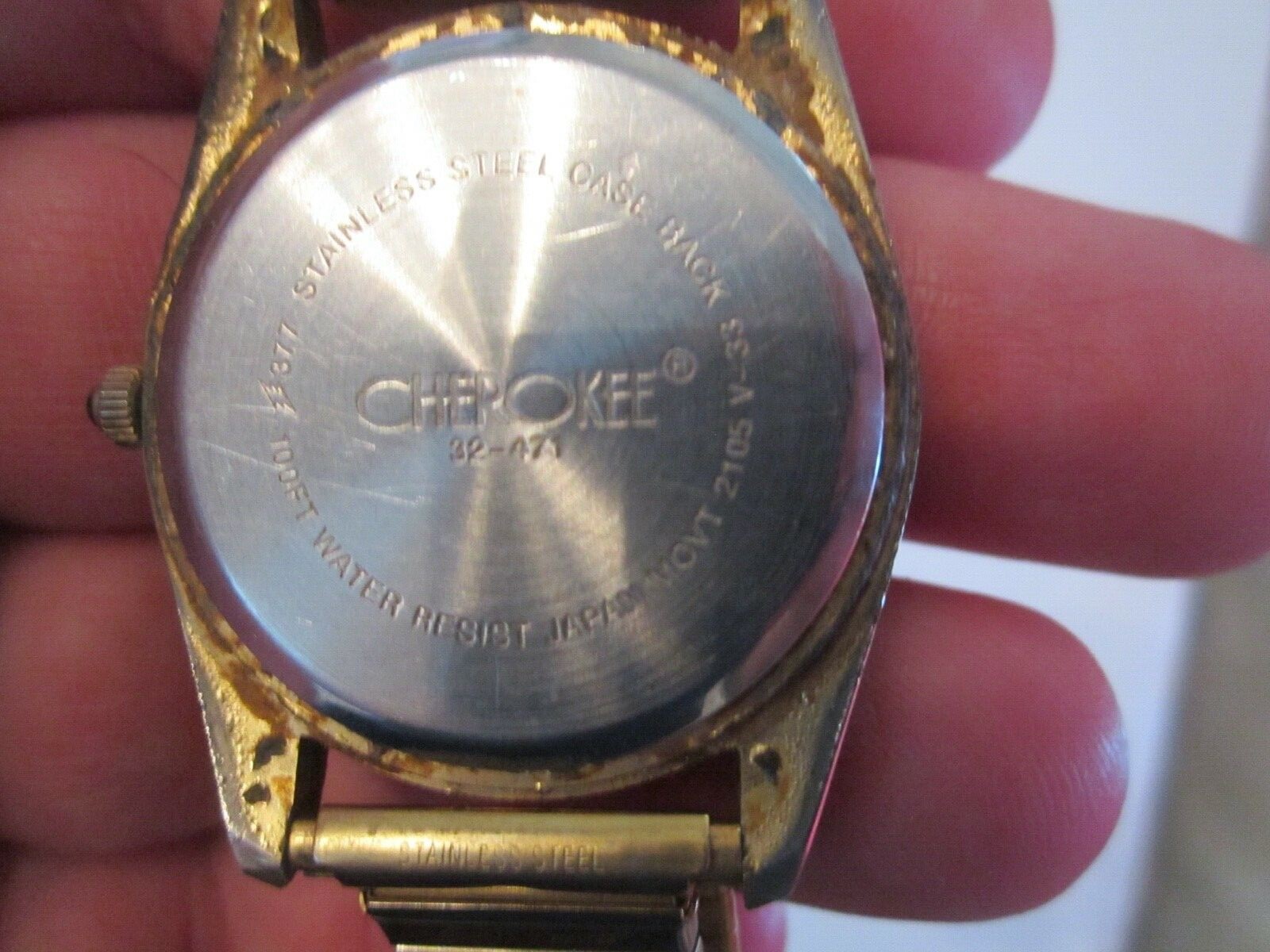 VINTAGE MEN'S CHEROKEE DAY DATE WATCH - QUARTZ - FLUTED BEZEL - BBA18 ...
