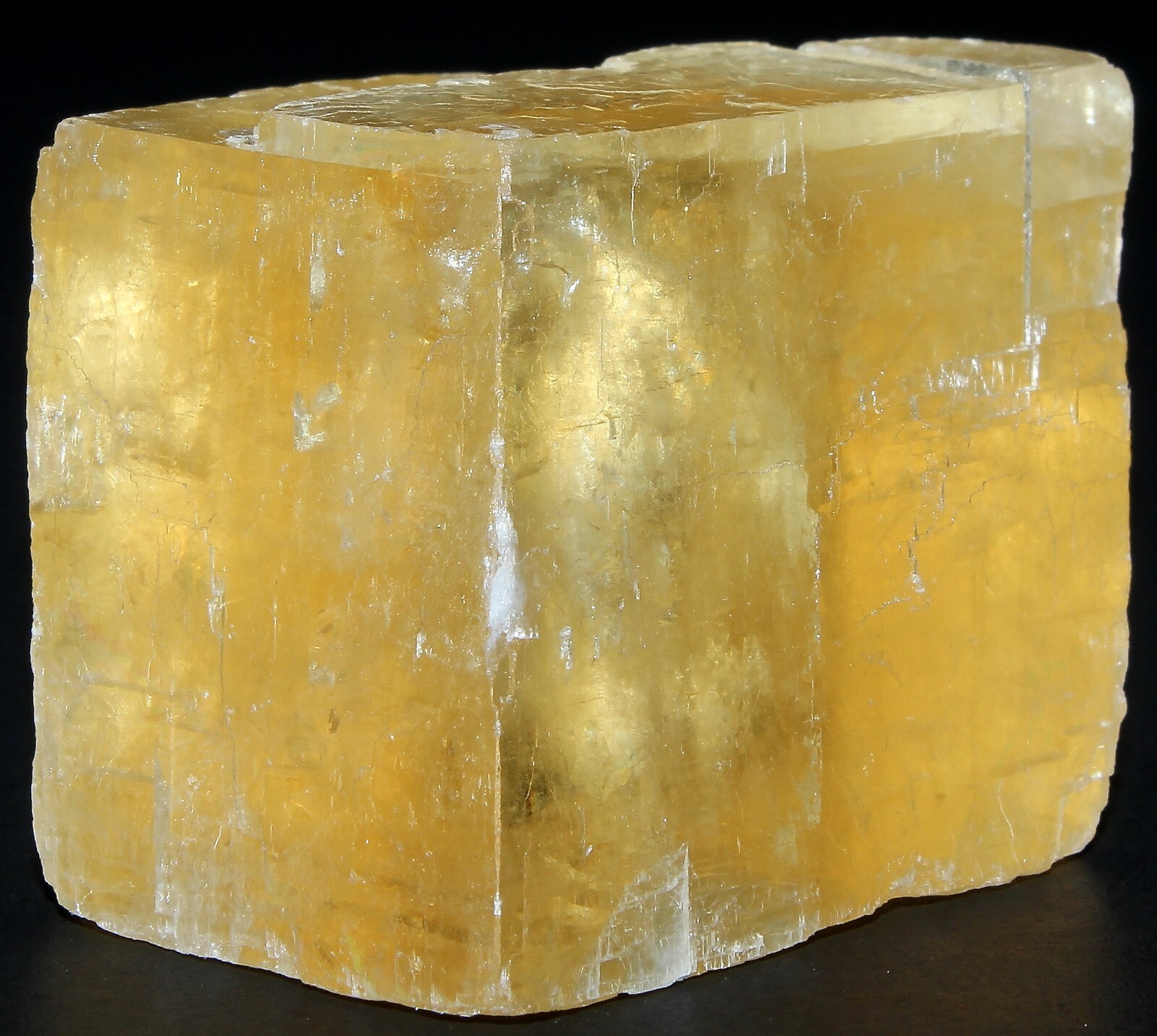 Natural Peruvian Orange Calcite Rhomboid / 1.14" (28.95 mm) / 42 gr ...