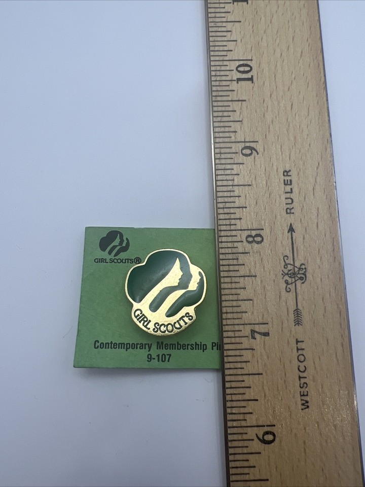 VINTAGE/RARE Girl Scout Contemporary Membership Pin #9-107 GSUSA/1980 ...