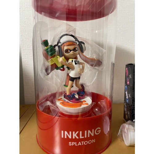 Nintendo Tokyo Store Statue Splatoon Incling fingerboard collection is ...