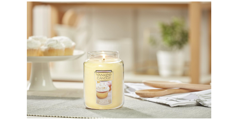 Vanilla Cupcake Scented Candle Large Jar Single Wick Long Lasting 110 ...