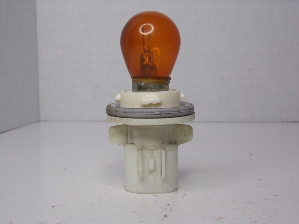 05 HYUNDAI XG350 HEADLIGHT TURN SIGNAL BULB SOCKET K3676 | eBay
