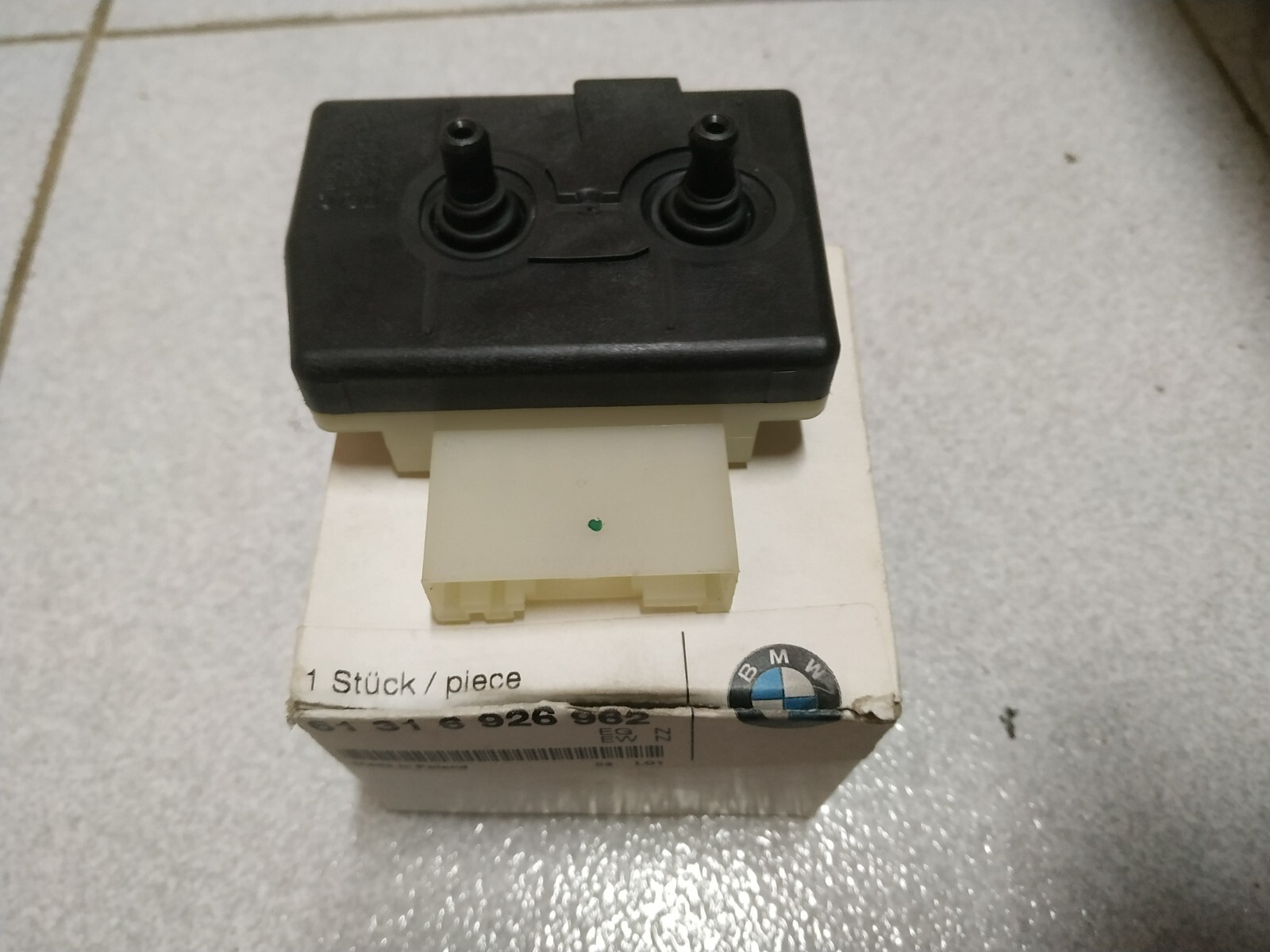 *BMW E60 + LCI-E61 + LCI seat adjustment switch, right NEW GENUINE ...