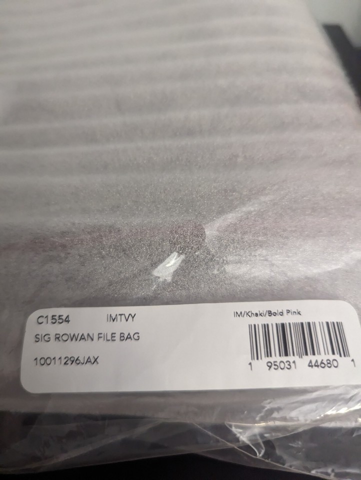 Coach C1554 SIG ROWAN FILE BAG IM/Khaki/Bold pink. BRAND NEW. PERFECT ...