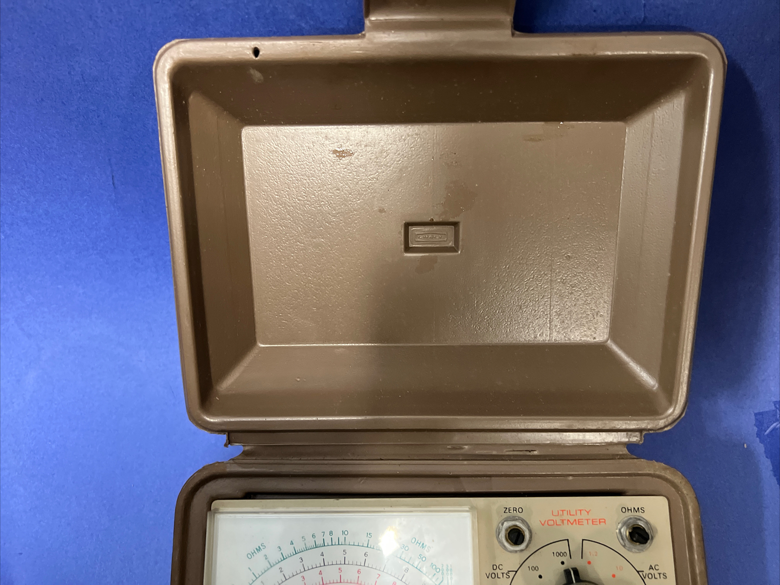 Heathkit Utility Solid State Voltmeter Model IM-17 in Hard Case ...