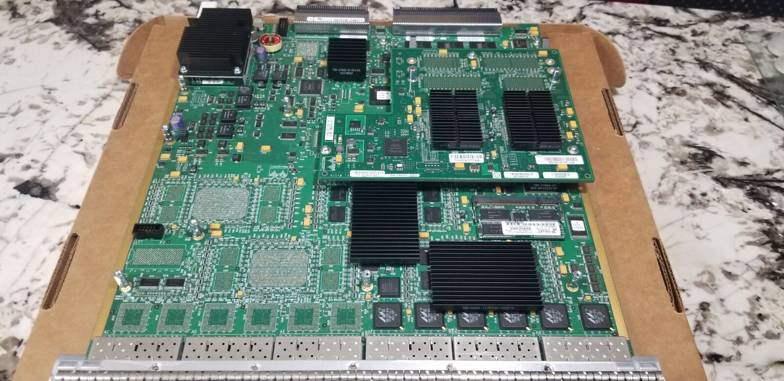 CISCO WS-X6724-SFP Catalyst 6500 24-port GigE Mod, includes WS-F6700 ...