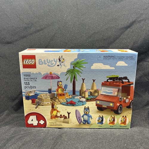 LEGO Bluey: Bluey Beach and Family Car Trip Complete Set 133 Piece ...