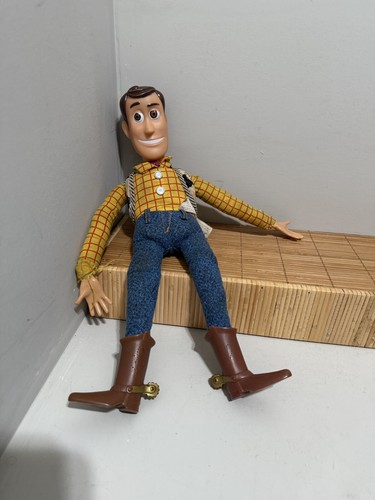 Toy Story Woody 1996 Pull-string Doll Thinkway 16" NOT WORKING No Hat ...