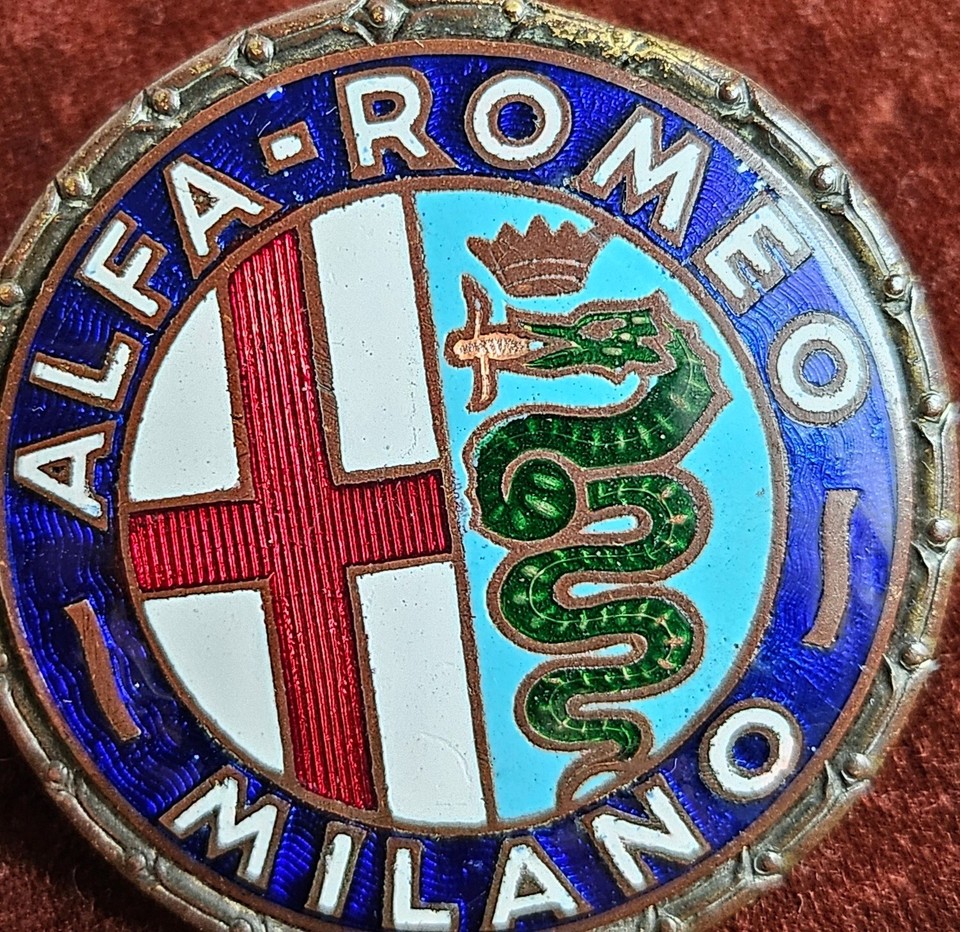 VINTAGE ENAMEL AUTOMOBILE RADIATOR CAR EMBLEM / BADGE # ALFA ROMEO ...