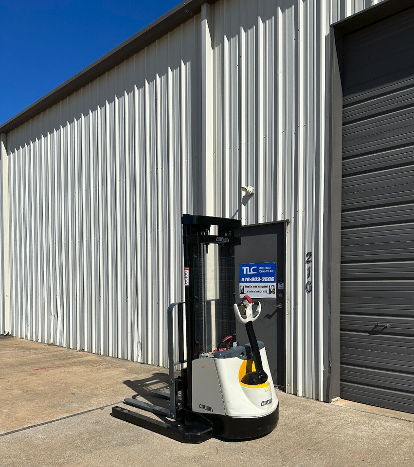 2016 Crown SX 3000-40 - Walk-Behind Forklift Walkie Stacker - Pallet | eBay