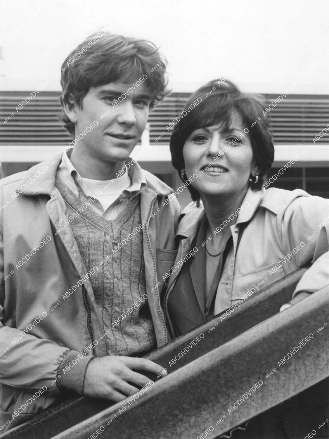crp-47717 1981 Timothy Hutton, Brenda Vaccaro TVM A Long Way from Home ...