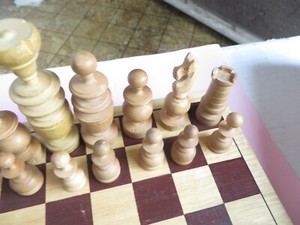 Rh modern chess set - vserastrong