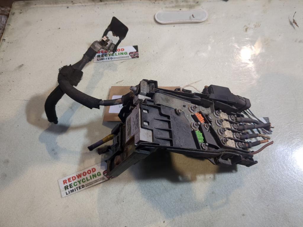 2010-2013 Mk1 Peugeot 3008 Battery Tray Terminal 28236841 for sale ...