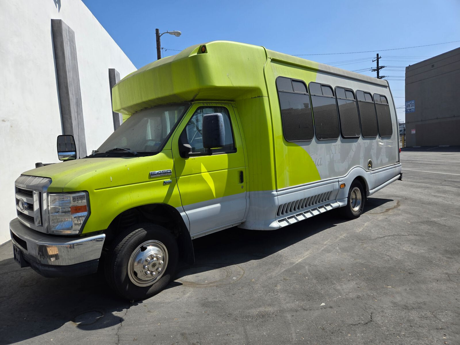 Turnkey Mobile Pet Grooming Business - 2015 Ford E450 Super Duty ...