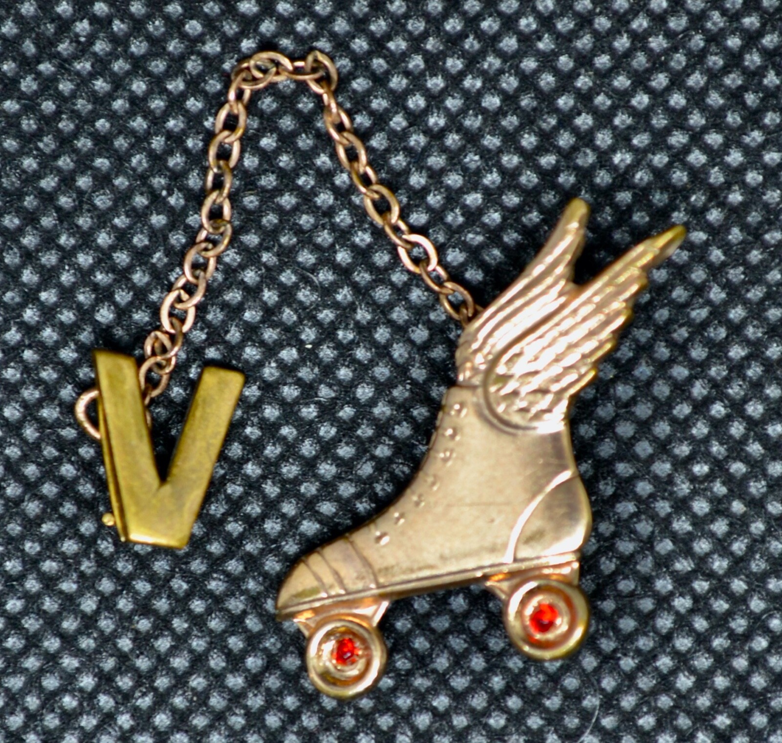 Vintage Roller Derby Skating Rink Skate Wing Pin Red … - Gem