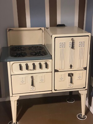 Stoves - Magic Chef Antique Stove