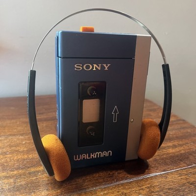 VINTAGE Sony TSP-L2 Walkman w/ Sony MDR-006 Headphones - Guardians Of ...