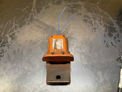 Linemaster Hercules Foot Switch 531-SWH 250 VAC #31E36PR6 | eBay