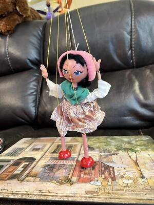 VINTAGE PELHAM PUPPET DUTCH GIRL HANDMADE IN ENGLAND MARIONETTE TANGLE ...