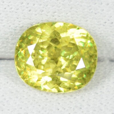 2.12 ct EXTREME RARE GREEN MULTI SPARKLING / NATURAL SPHENE Oval See ...