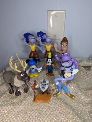 Disney Figures Lot Of 9 Mickey Goofy Hilda frozen luca lion king | eBay