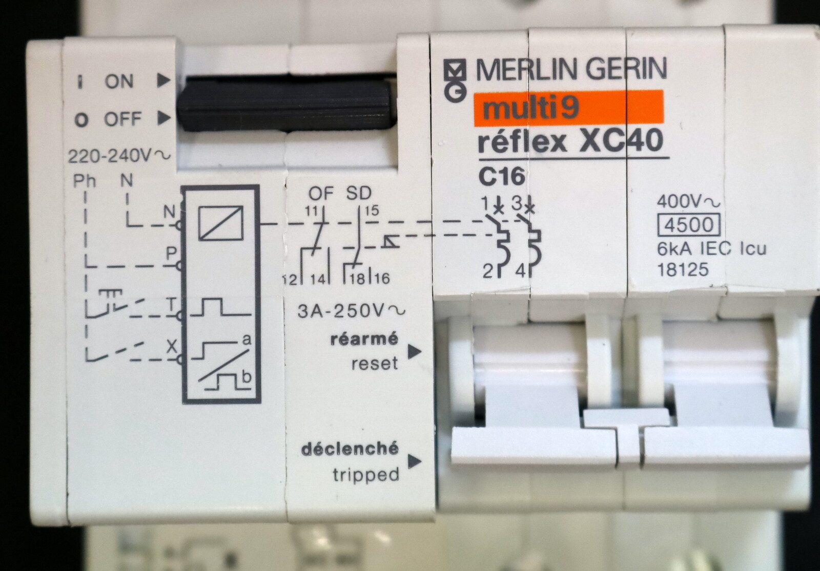 MERLIN GERIN Leistungsschutzschalter Multi 9 Reflex XC40 C16 16A ...
