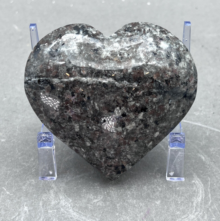 Yooperlite Heart Stone UV Reactive Sodalite Gemstone Fire Stone Home ...