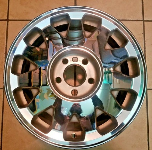 "16"" Cadillac Chrome Wheel Rim | Genuine OEM | One Piece Cast ...
