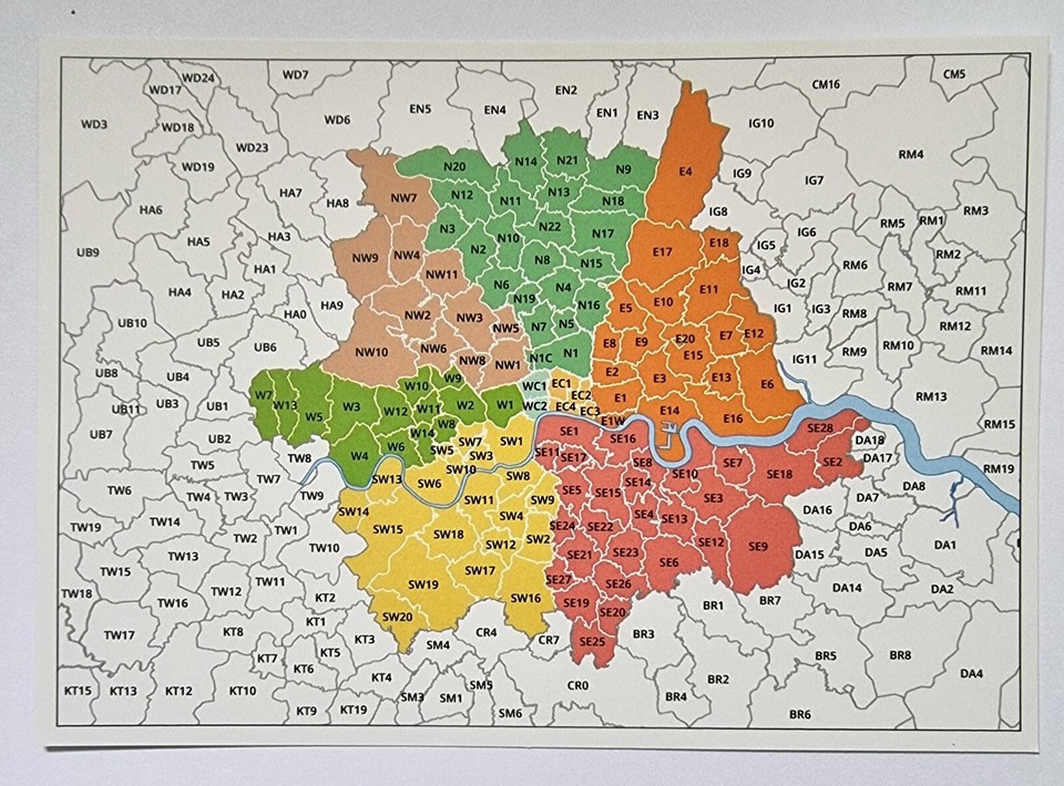 A-Z London District Postcode Map Atlas (A6 Size) London Borough Map ...