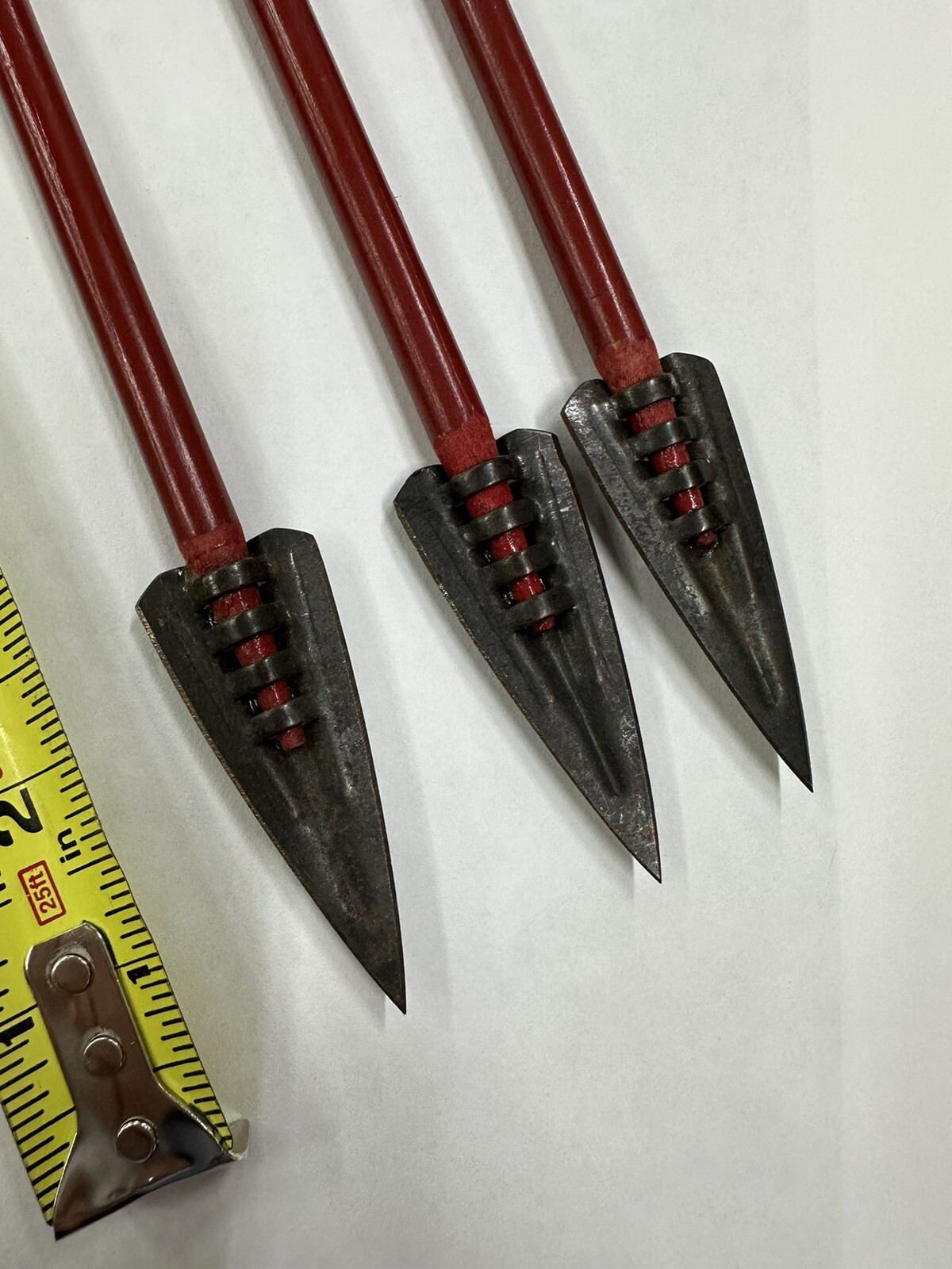 Vintage Wood Arrows And Vintage Broadheads - Display ONLY - MW83 | eBay